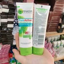 Sữa rửa mặt trắng da Garnier Light Complete White Speed 100ml